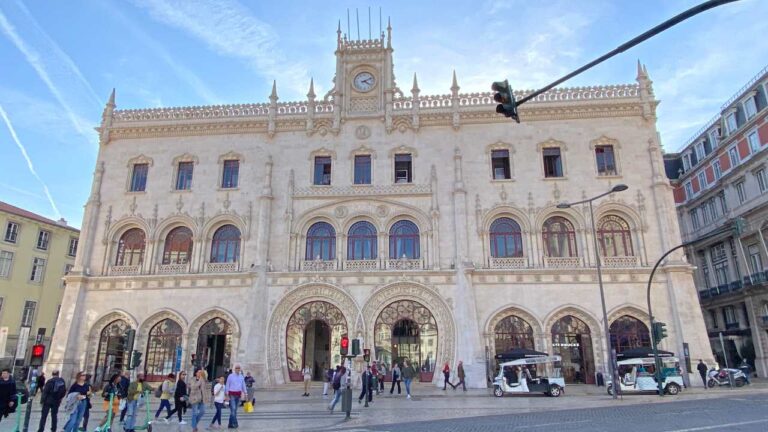 The Ultimate 4-Day Lisbon Itinerary - 20 Things To Do, Where To Stay ...